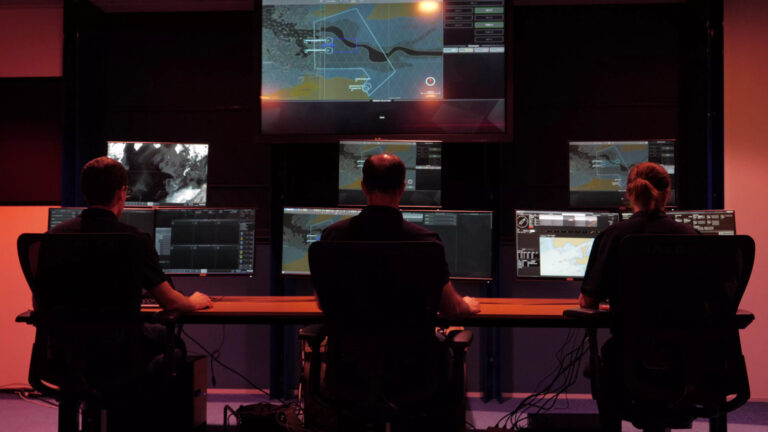 AI Powered Autonomous Command Centres to Transform Royal Navy Mine ...